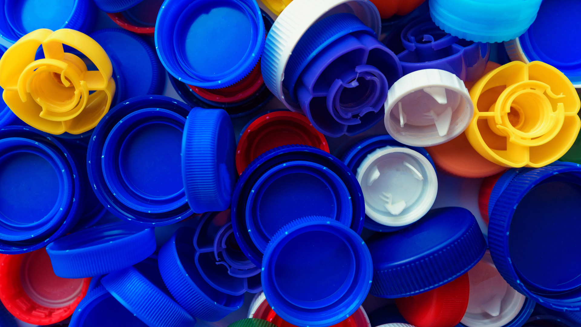 Inpackt: Préforme PET & Bouchons de bouteilles en plastique